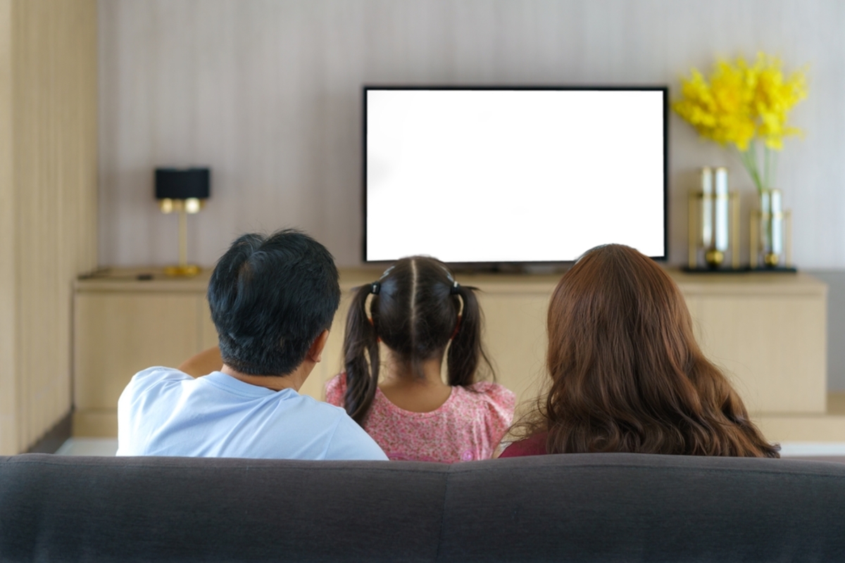 海外に住んでいる友人が「NHK」をよく見ているそうです。海外では無料で見れるようなのですが、なぜ無料なのでしょう？|ファイナンシャルフィールド|﻿その他暮らし